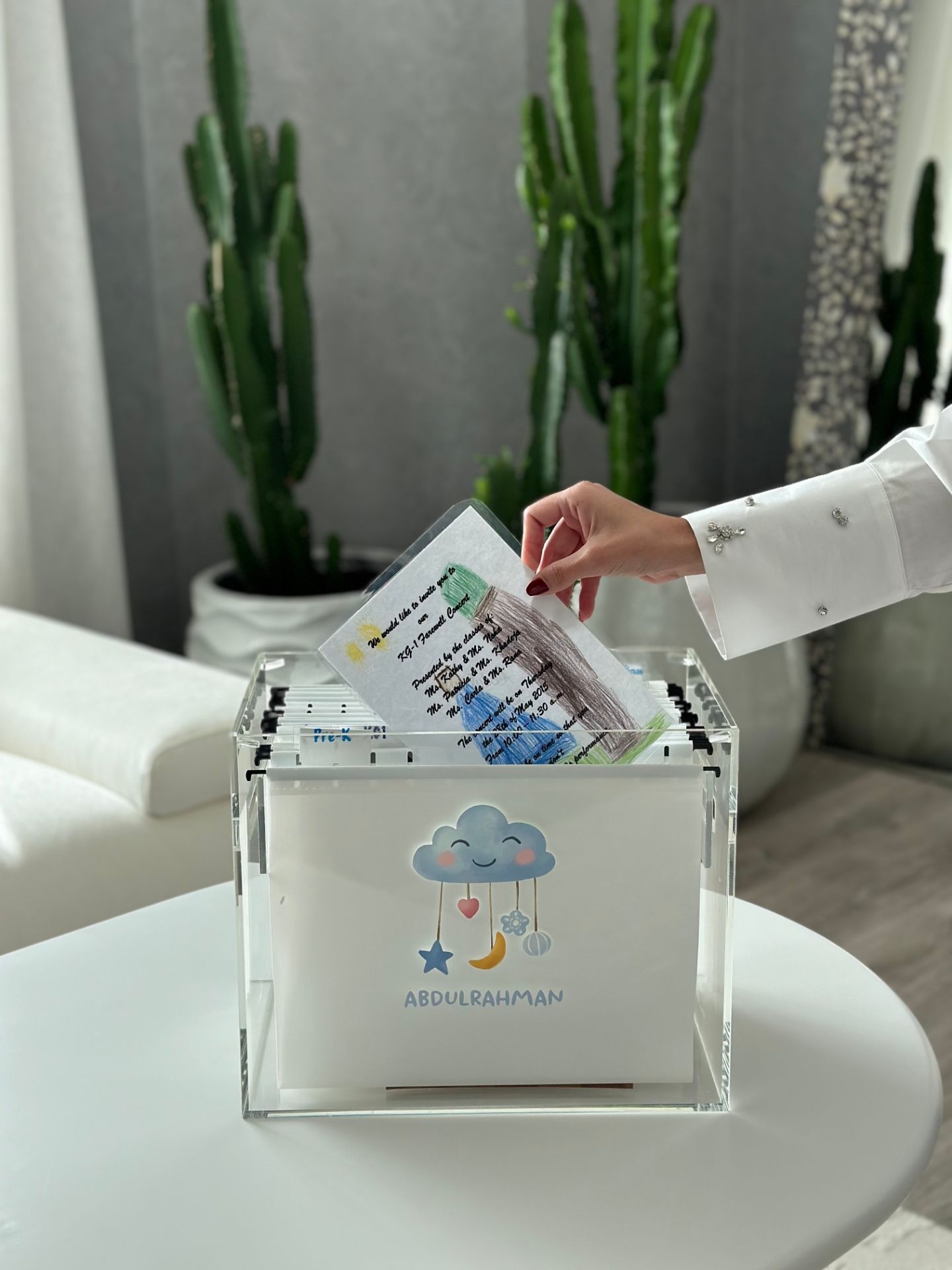 Jarra. Kids file Box- With 12 Files